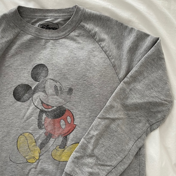 Disney | Shirts | Grey Mickey Mouse Disney Sweatshirt Large | Poshmark